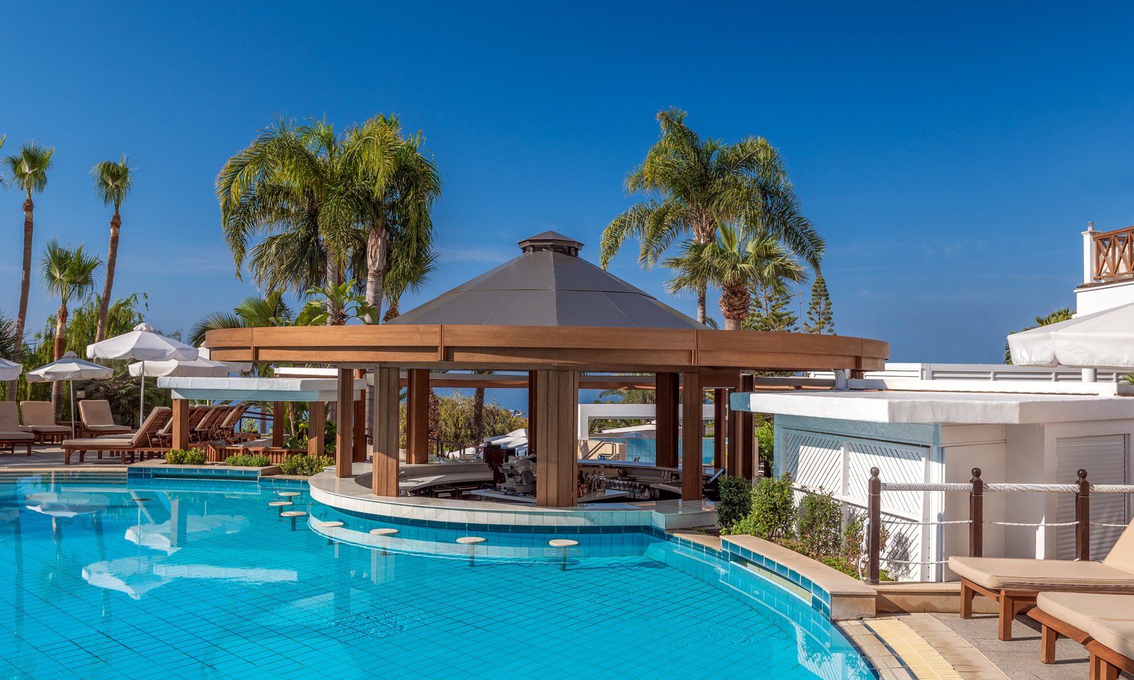 Lagoon-Pool-Bar - Mediterranean Beach Hotel